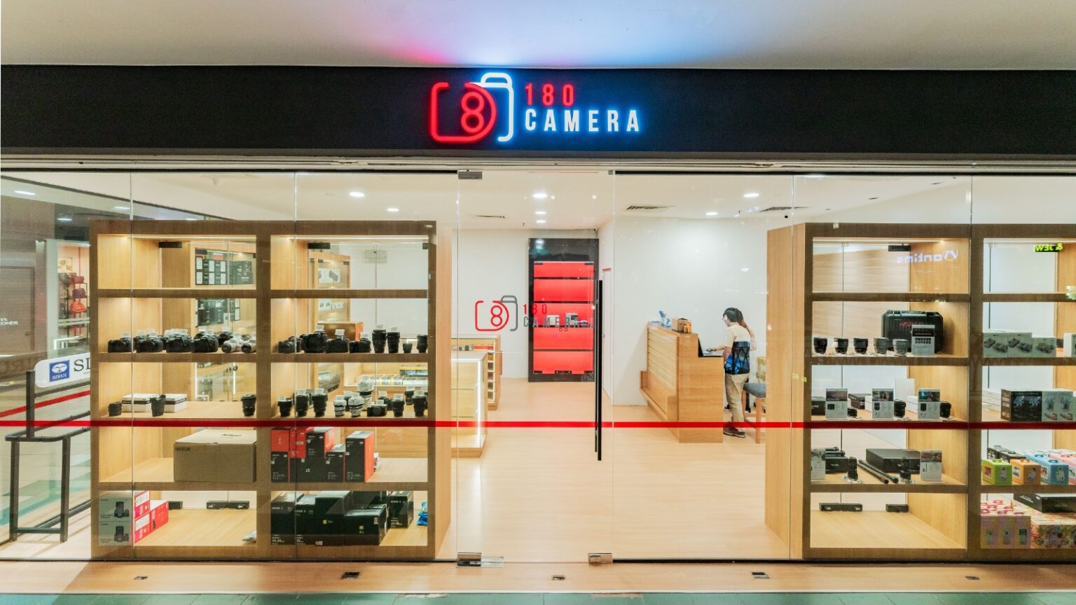 About Us - 180 Camera | Berjaya Times Square Kuala Lumpur